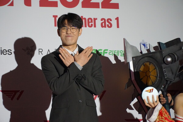 [T1CON] ‘페이커’ 깜짝 피아노 연주에 관객들 ‘황홀’