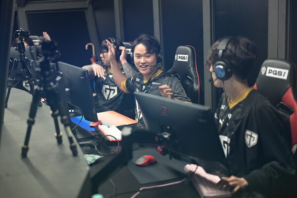 '연속 치킨' PGS1 결승 레이스 출발한 젠지 … 다나와는 침묵